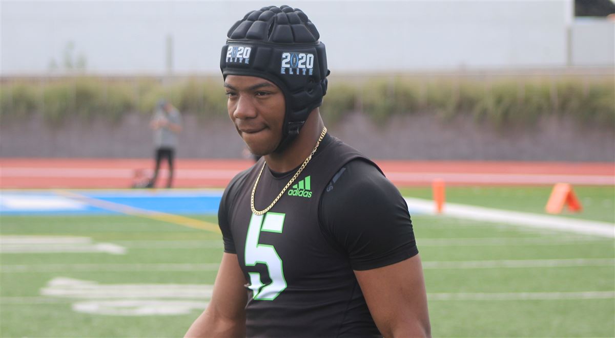 Five-star RB Robinson ready to see Texas