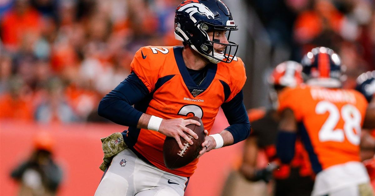 Former Razorback quarterback shines in NFL debut