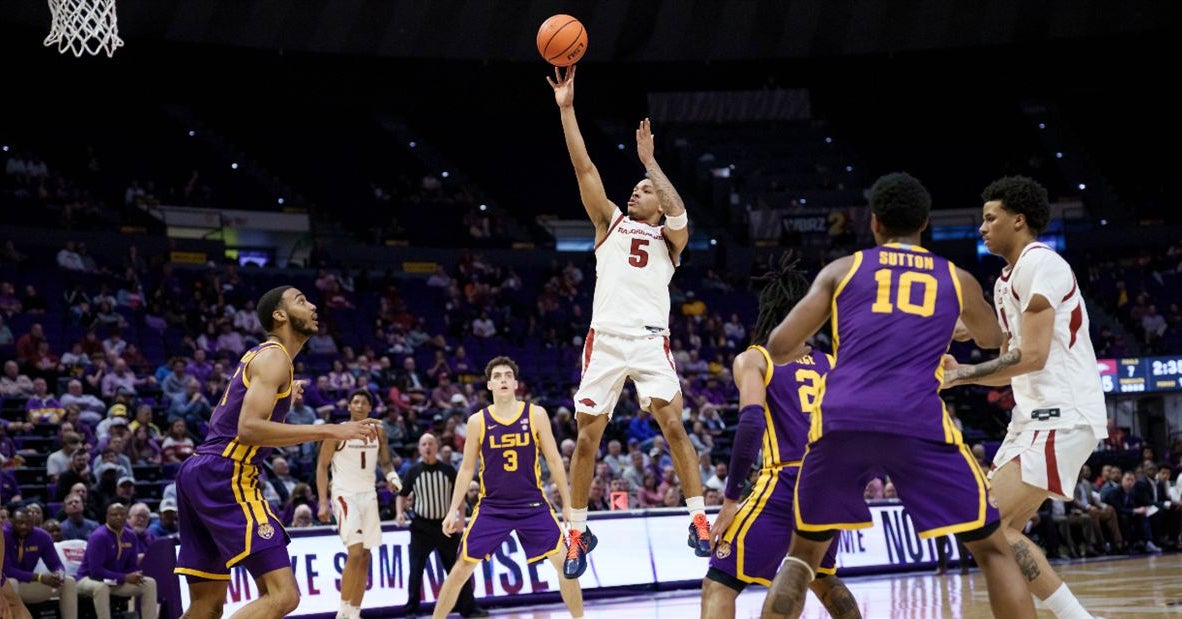 Arkansas freshman duo dazzles in dominant 91-62 win at LSU