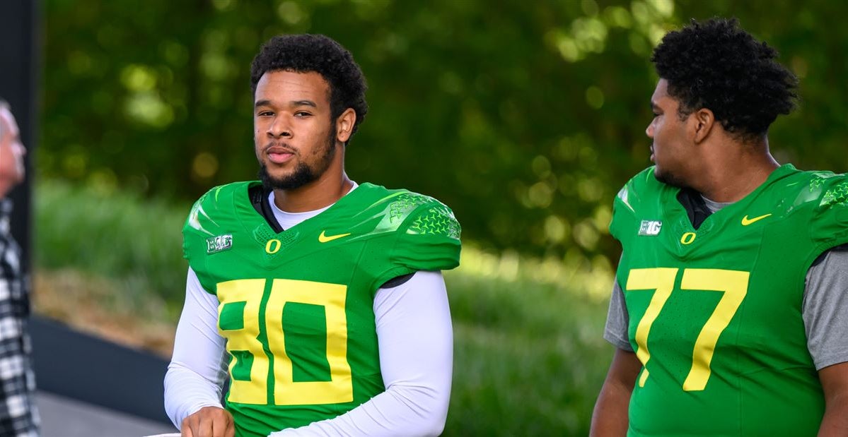 Oregon Football Transfer Portal Tracker