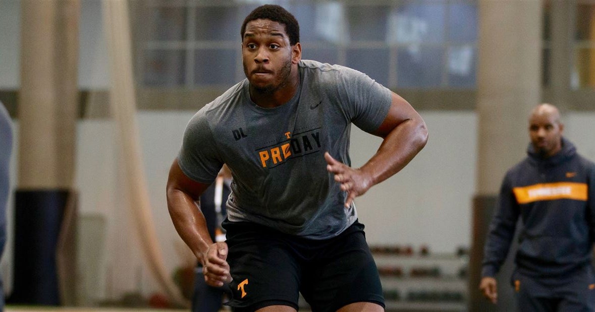 Kyle Phillips continues 'proving' NFL case at Vols Pro Day