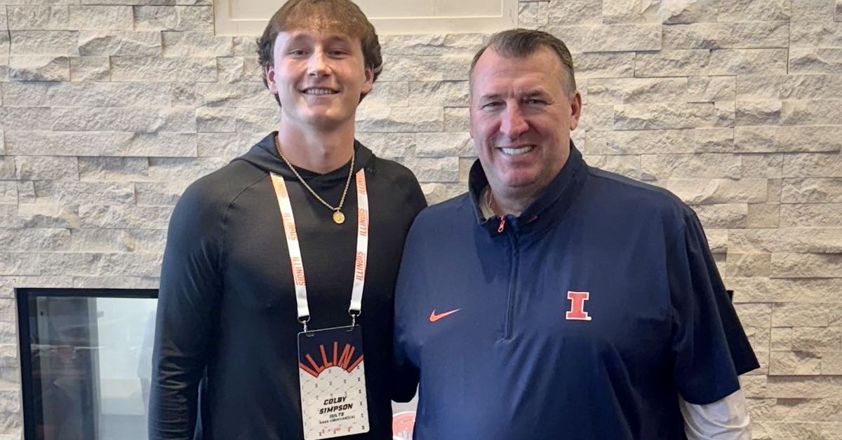 Three-star California TE Colby Simpson receives Illini offer on visit ...