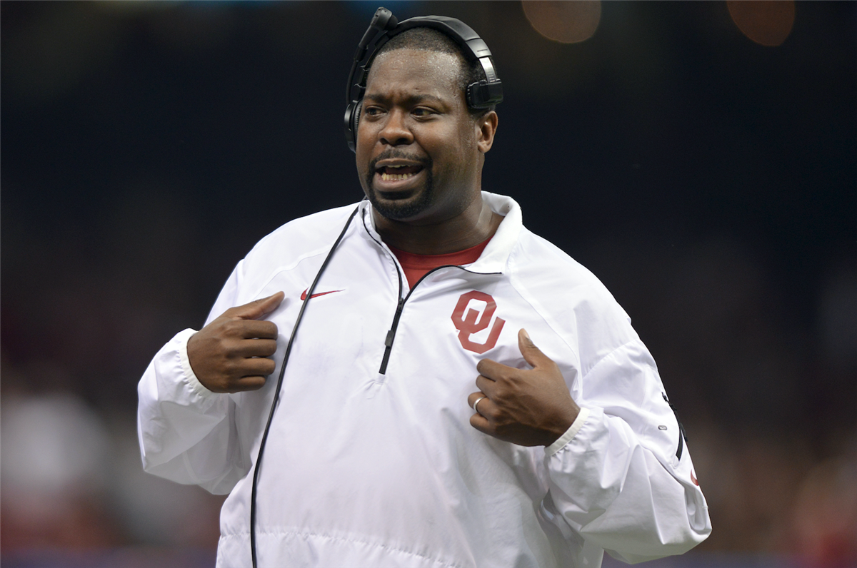 UK announces Jay Boulware as new RB coach, ST coordinator