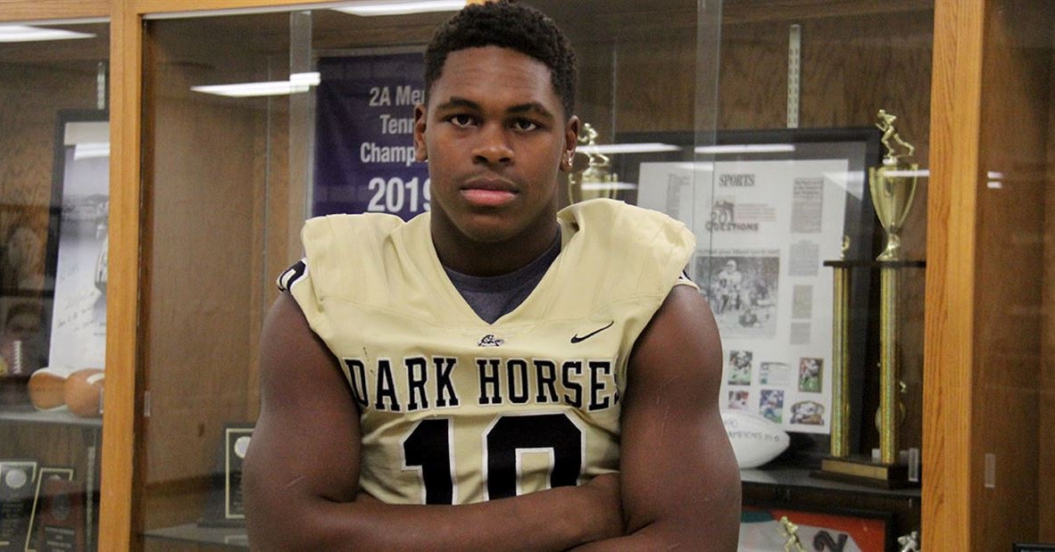 While others press, Florida is still battling for Top100 commit Amaris ...