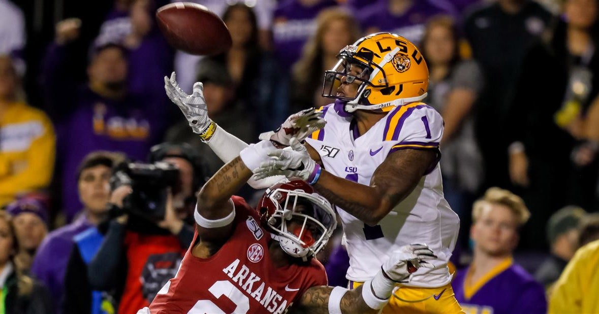 LSU beats Arkansas, 56-20
