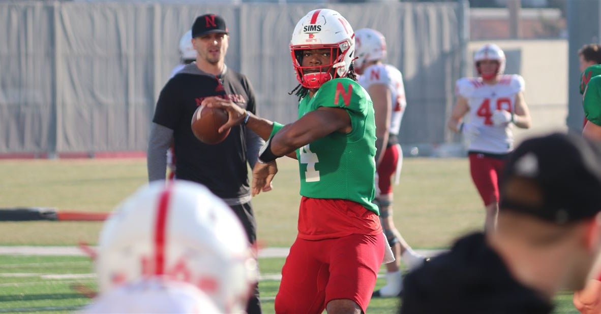 Satterfield: Sims poised for 'breakout year,' talks QBs and other ...