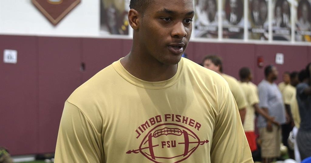 In-state TE Oliver picks Tennessee