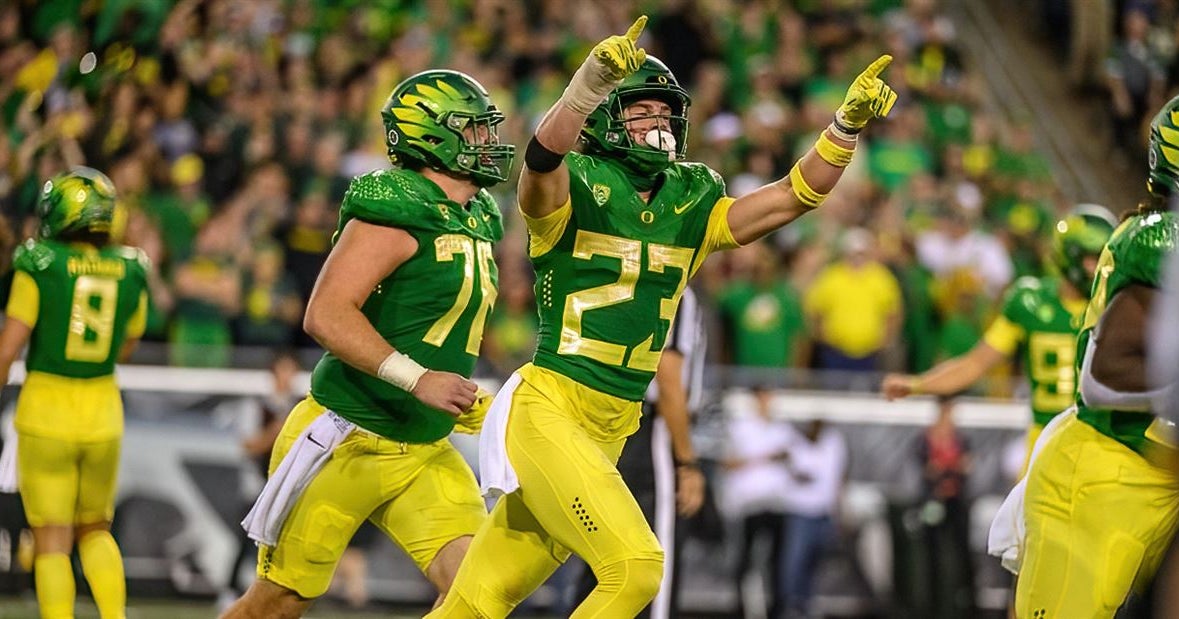 Chase Cota lives out childhood dream of scoring in Autzen Stadium