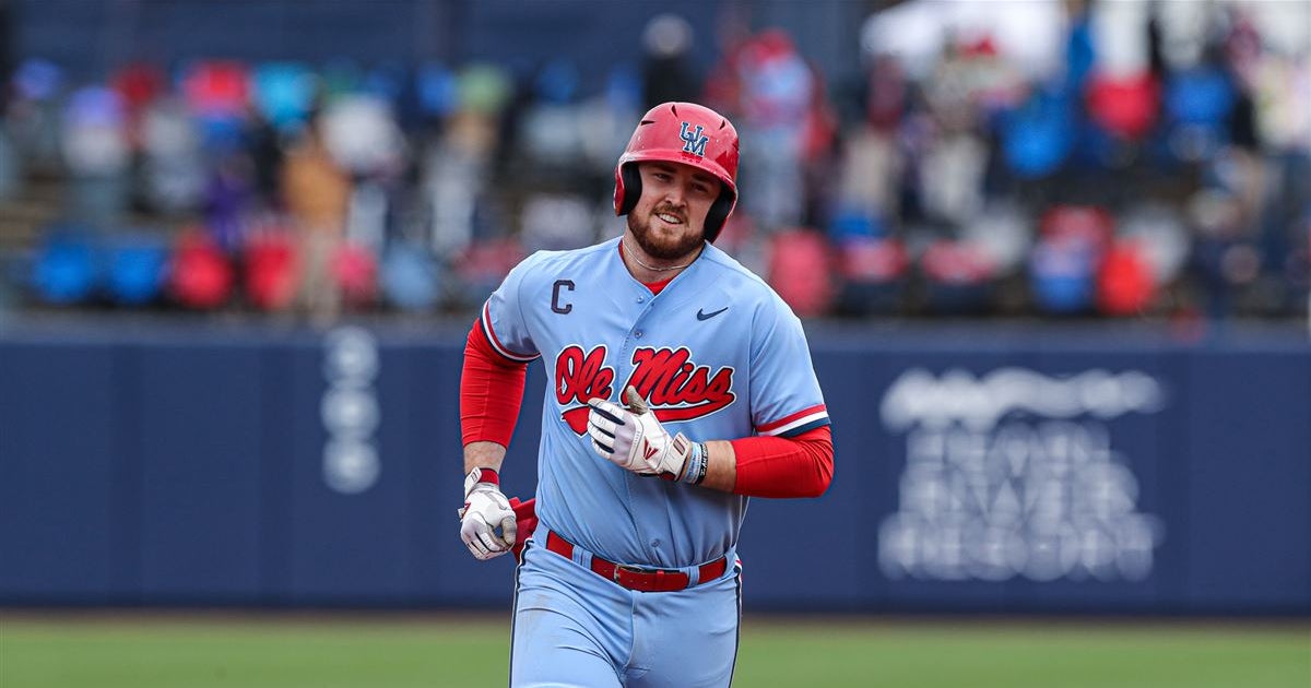 Tim Elko Named ABCA/Rawlings First Team All-Region