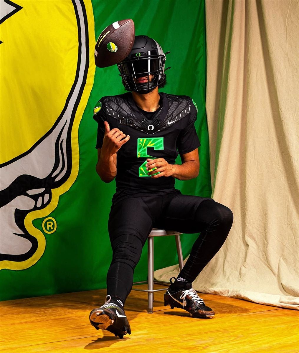 Oregon announces 'Grateful Ducks' uniforms for Wisconsin game