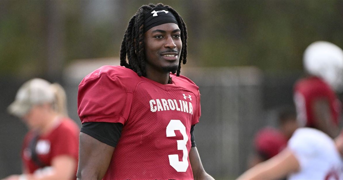 Trio of Gamecocks set to compete in Hula Bowl on Saturday