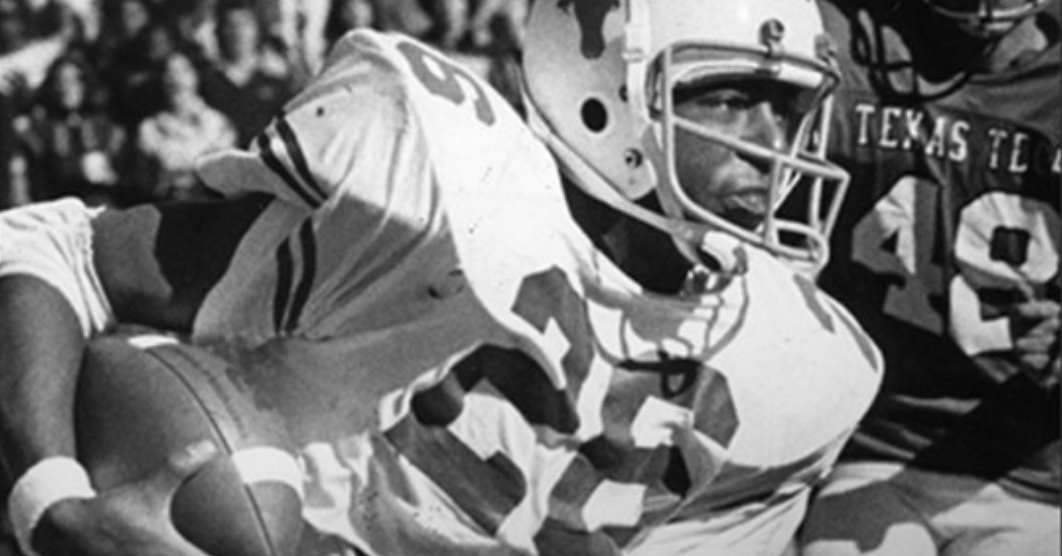 Former Texas football, track star Johnny "Lam" Jones has died