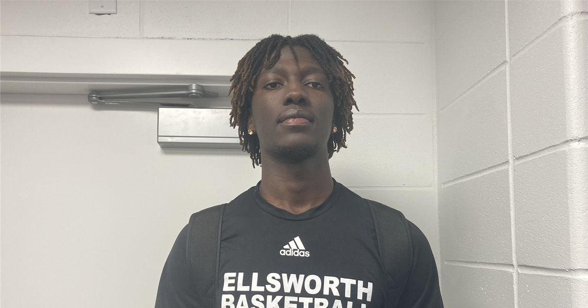 "I definitely would love to visit Iowa": JUCO prospect Saliou Seye ...