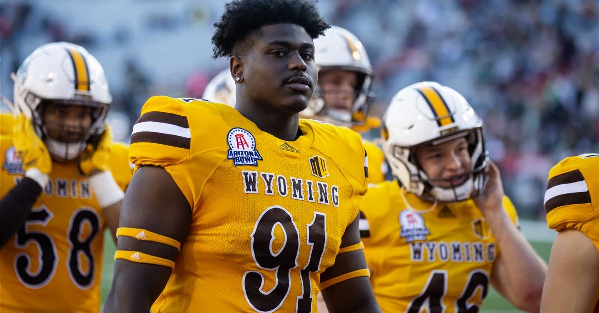 Wyoming DL transfer Jaden Williams explains decision to pick UK