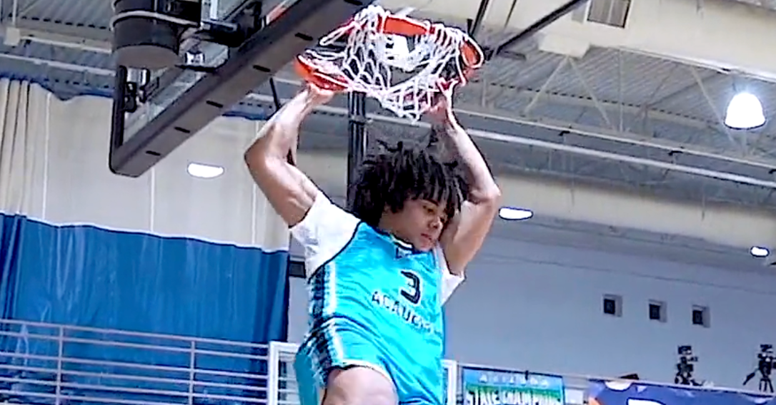 WATCH: 2024 UNC Commit Elliot Cadeau Shows Off Bounce With Five ...