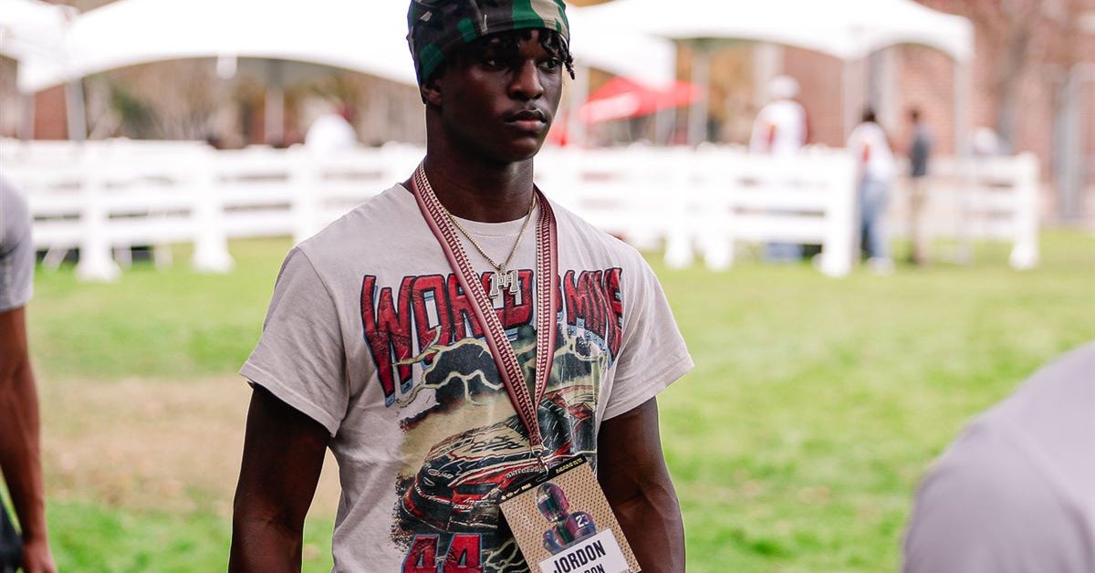 Promising in-state wide receiver checks out Clemson