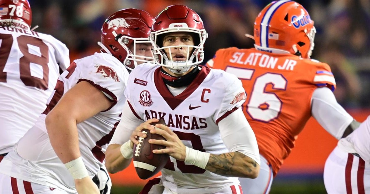Former Arkansas and Florida QB Feleipe Franks signs as an undrafted ...