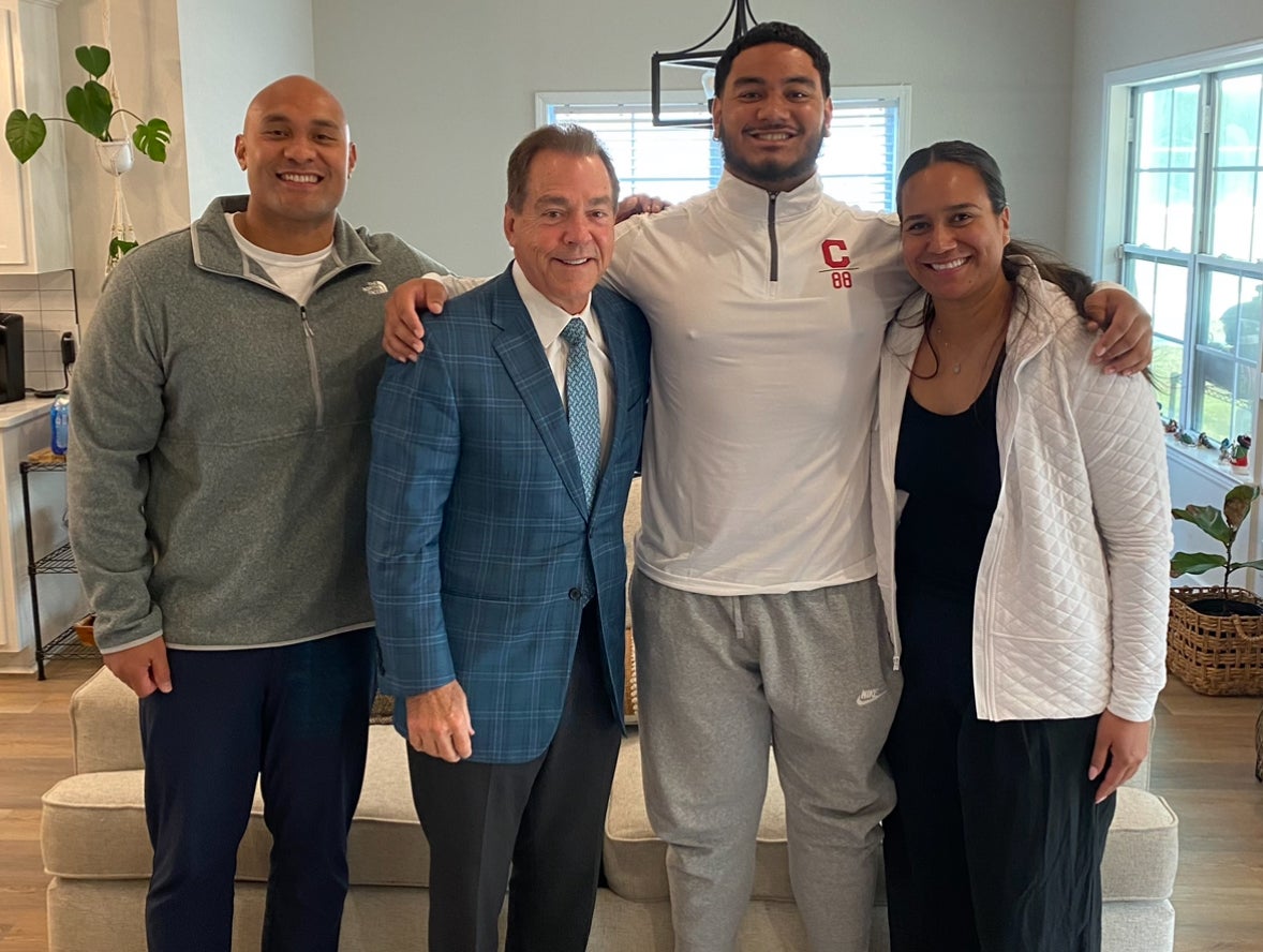 'That was awesome': DL commit Isaia Faga talks in-home visit with Nick ...