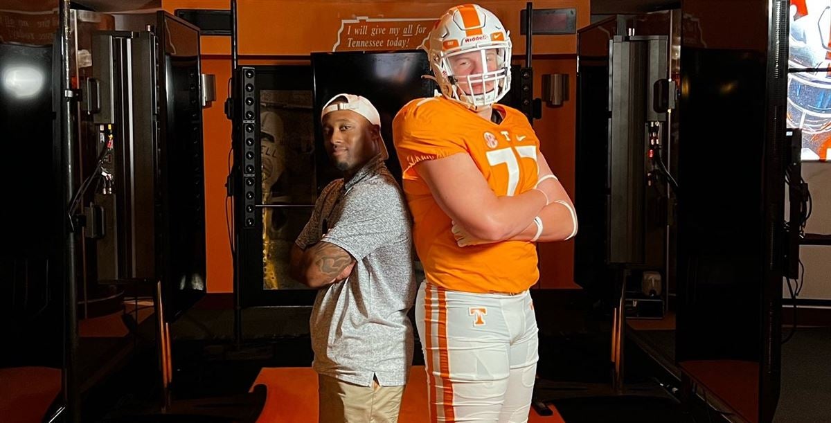 Vols among top contenders for Top247 offensive lineman from Texas