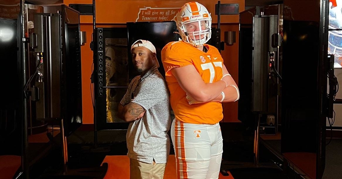 Vols among top contenders for Top247 offensive lineman from Texas