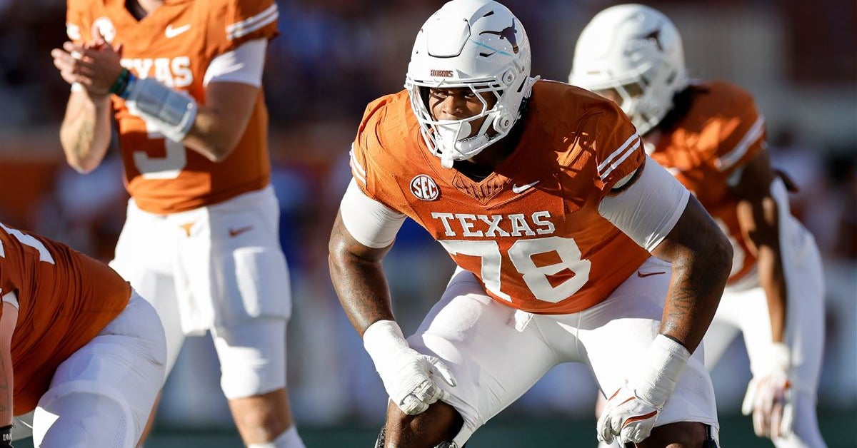 Texas Football: Kelvin Banks Jr. wins 2024 Outland Trophy