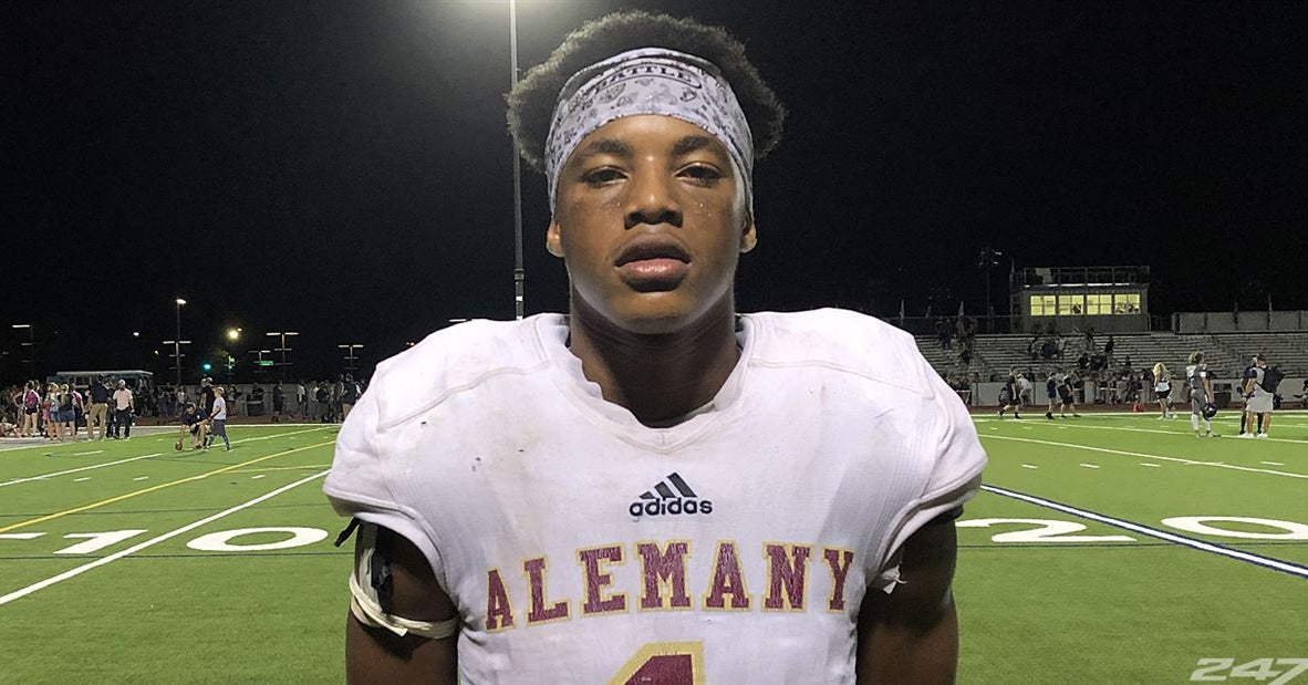 '21 DB Jaylin Smith waiting on first offer to roll in
