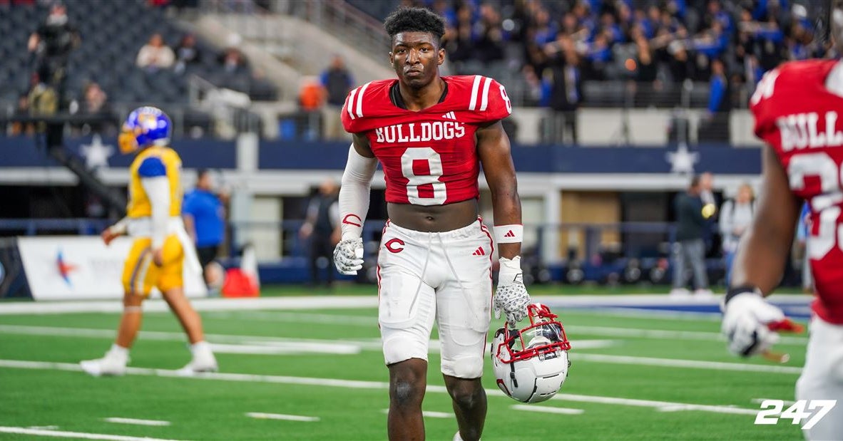 Baylor quickly rising for Top247 linebacker DaQuives Beck