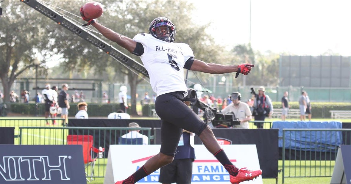WR Hammond shines in UA practices