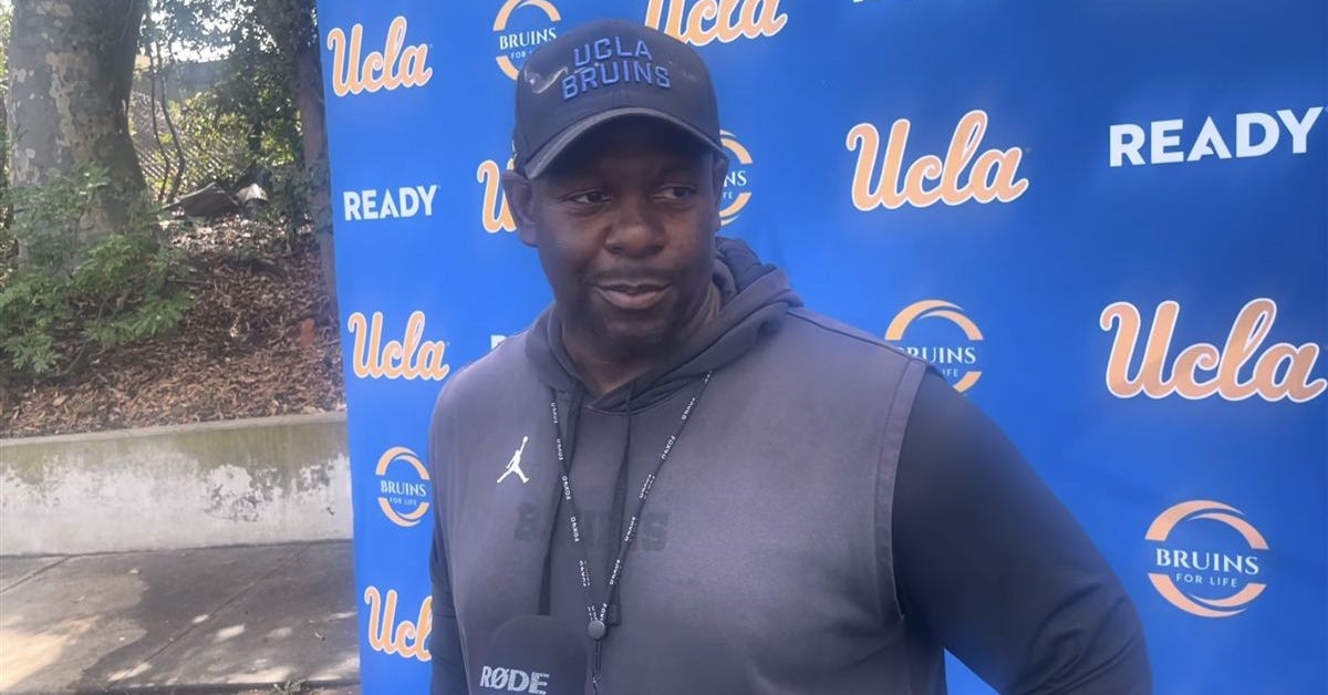 Excerpt: Tim Skipper on Sunseri, Neuheisel, Mazzone