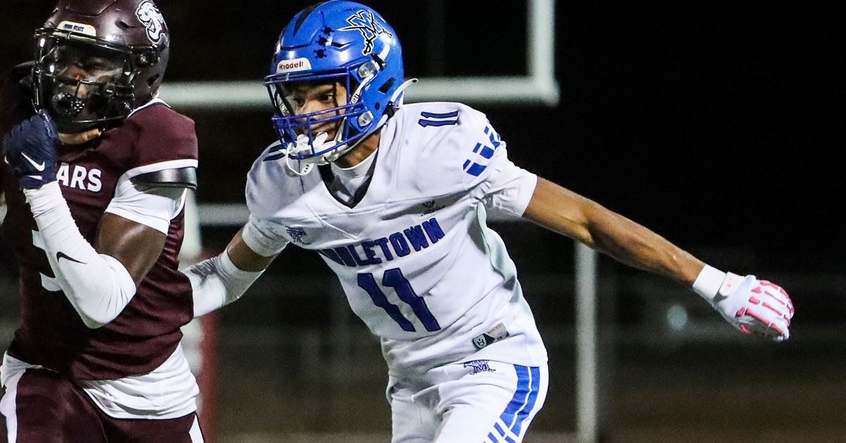 Jack Cooper Travels to Delaware, Offers 2027 Athlete DJ Davis