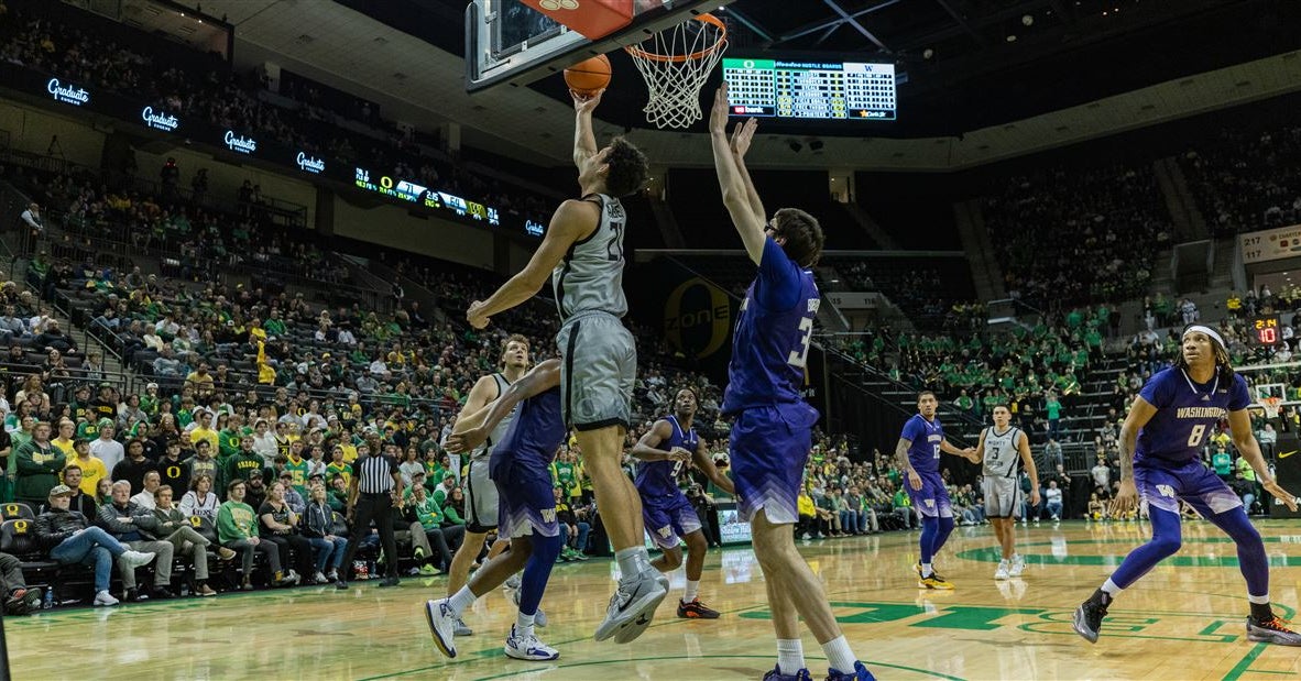 No. 15 Oregon heads to Minnesota to face a surging Gopher team with ...
