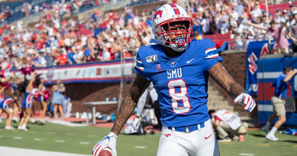 SMU wide receiver Reggie Roberson carted off at Houston