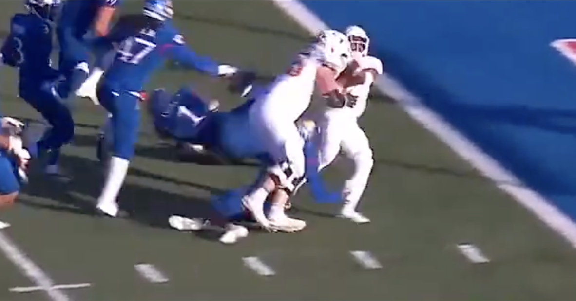 Watch: Keilan Robinson's TD extends Texas first-half lead on Kansas