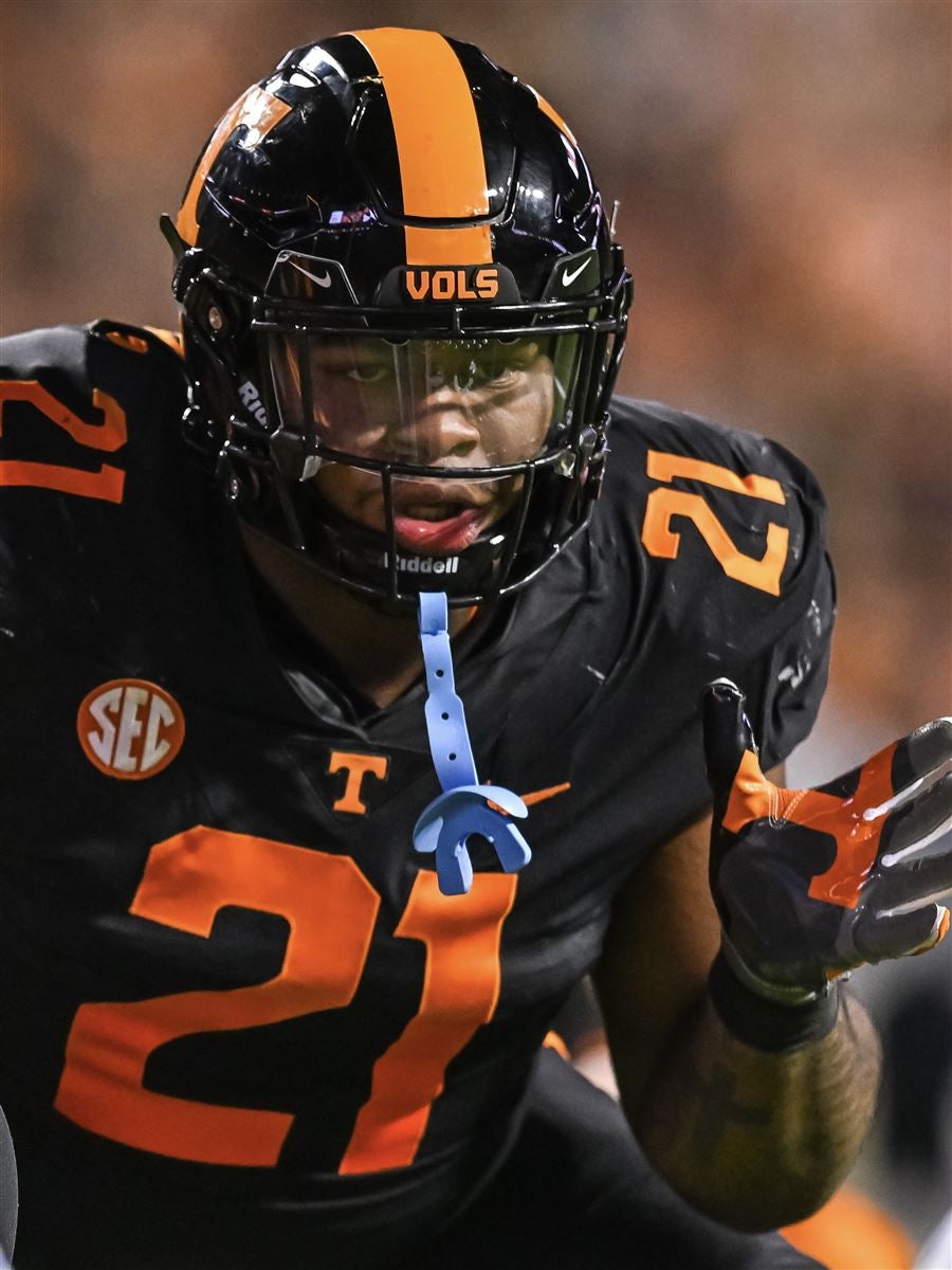 Thomas touts Tennessee's improved D-line depth