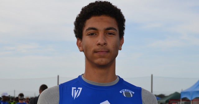 6-foot-6 WR Zach Mathis pencils in another official visit