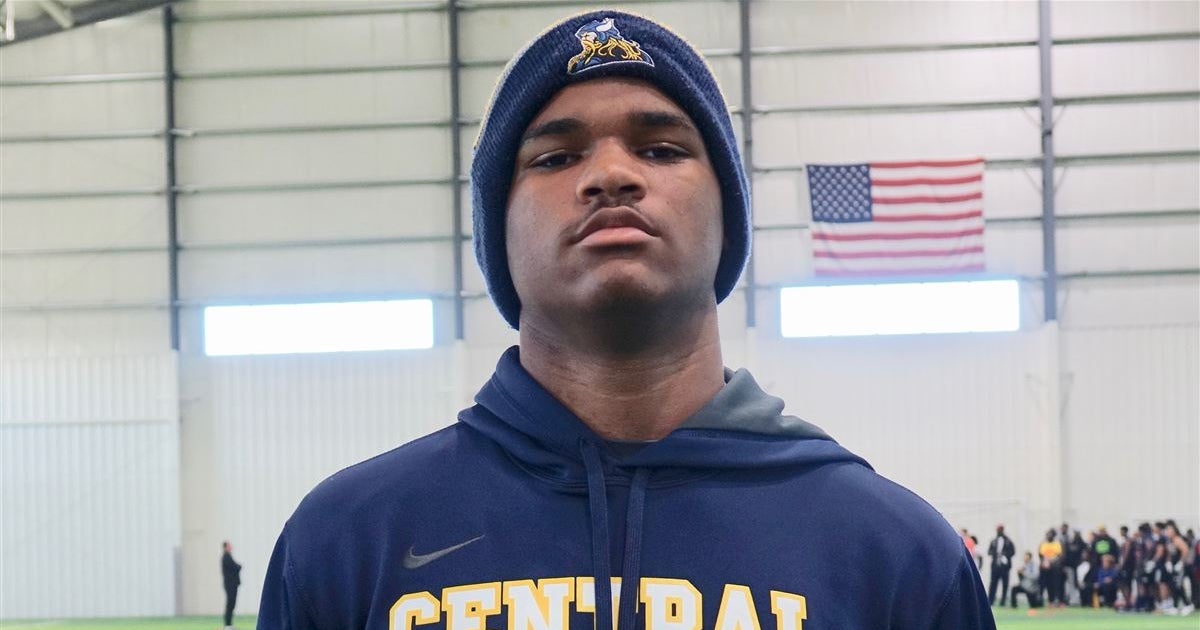 2021 In-state TE Blake Nelson: ‘I love Michigan’