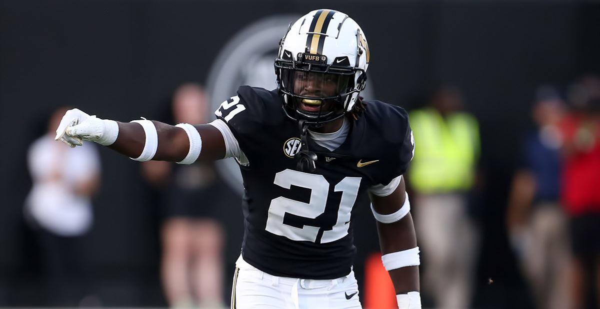 Vanderbilt transfer S Savion Riley is considering a Miami official ...