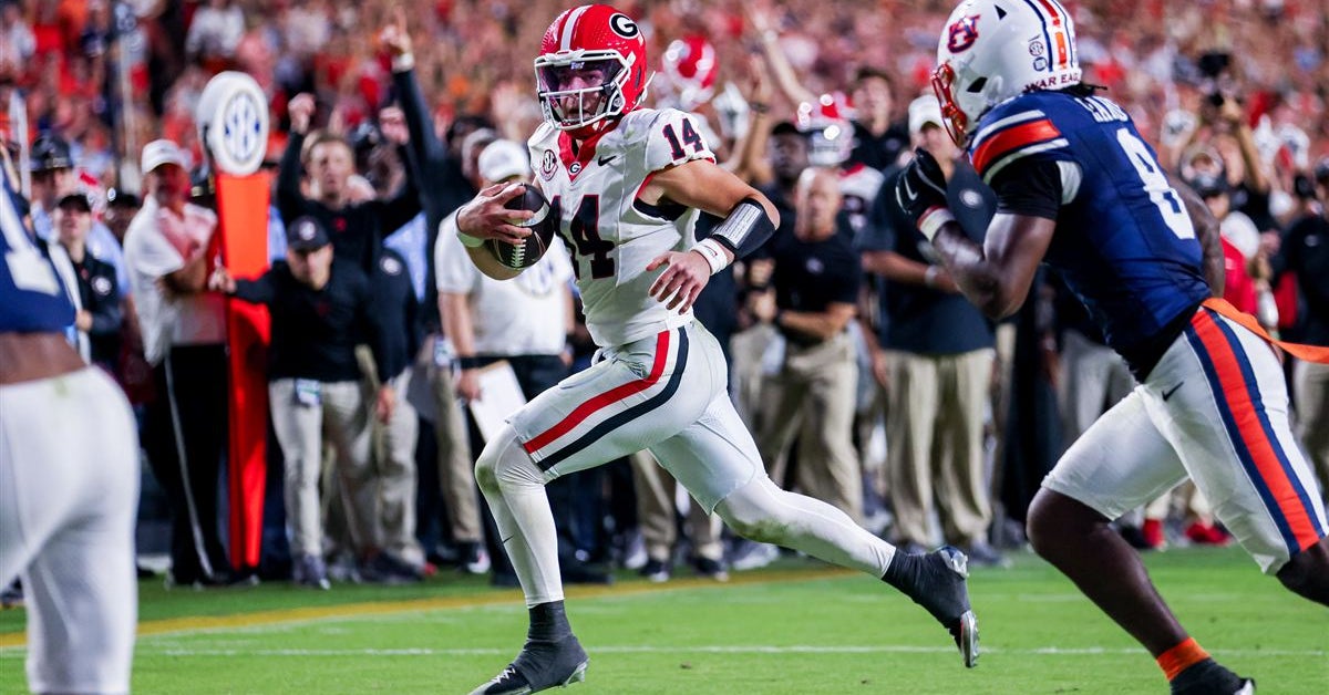 Georgia football discovering its offensive identity