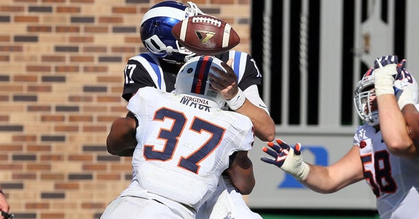 UVa honors Jordan Mack's big hit with QB hit montage