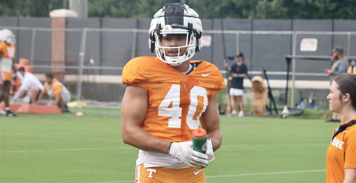 Vols LB Kalib Perry striving for more ‘what’s up’ moments as sophomore