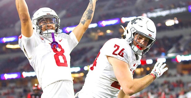 Mathers breaks TE record as Wazzu leads 14-12 over SDSU at half