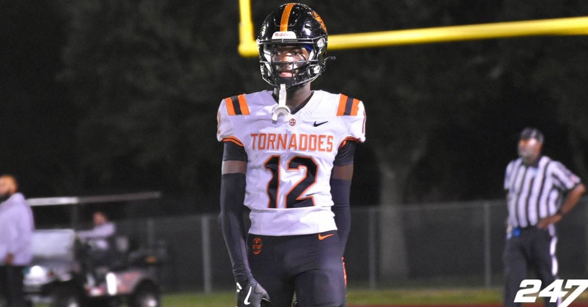Top100 CB Ben Hanks Jr. on his commitment "I'm locked in with Florida"