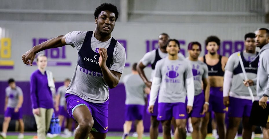 Brian Kelly comments on Denver Harris' absence