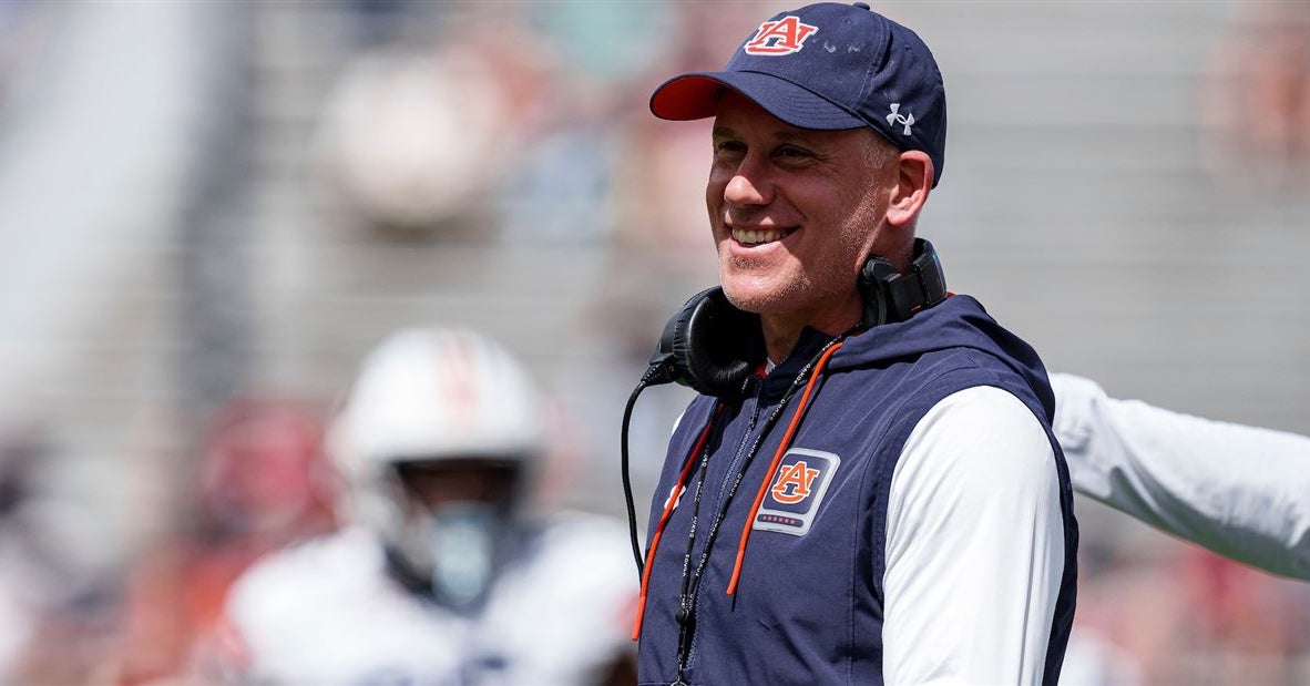 'Wait and see' mode for Auburn's 2026 recruiting class