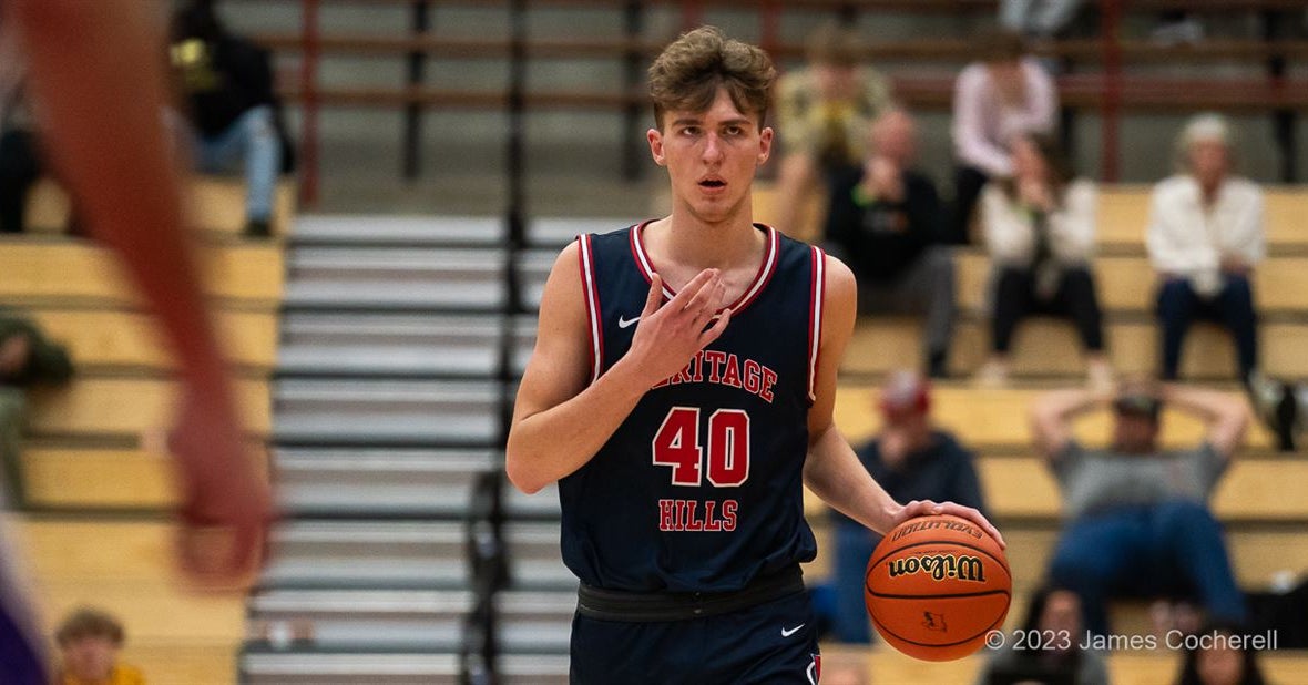 Photo gallery: 2023 FORUM Tipoff Classic (Trent Sisley, Azavier ...