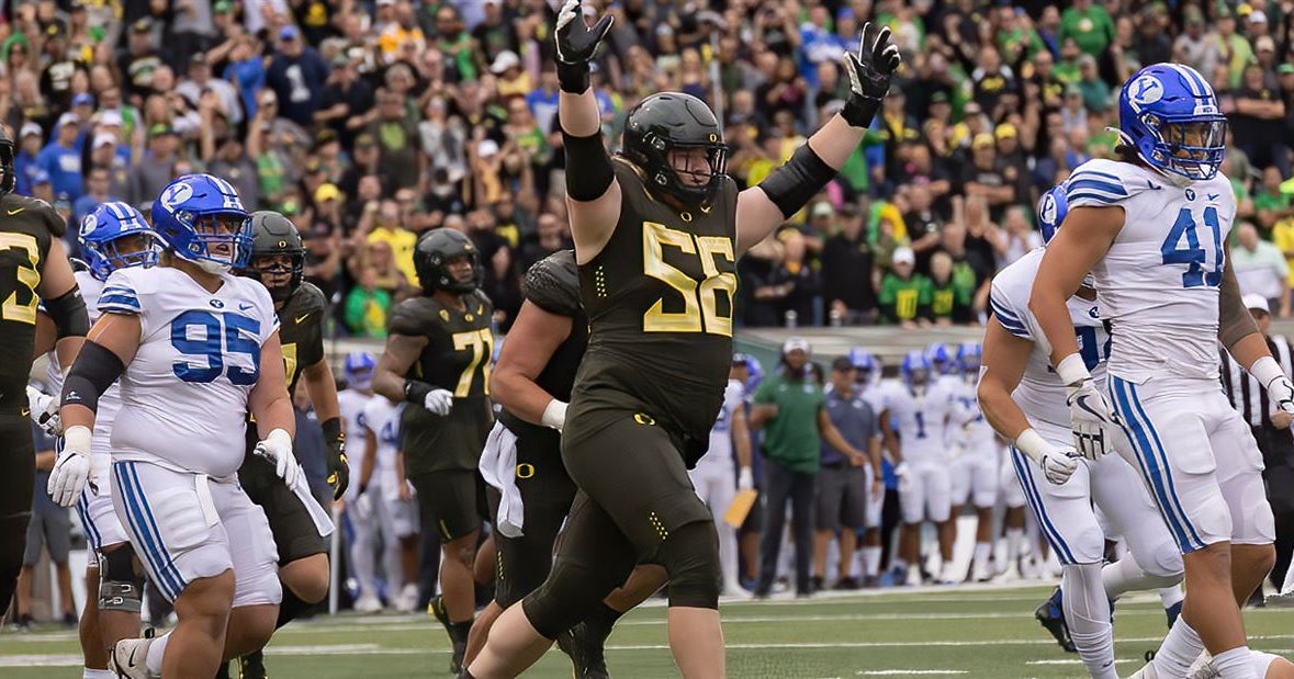 T.J. Bass earns Pac-12 Offensive Lineman of the Week for 2nd time this ...