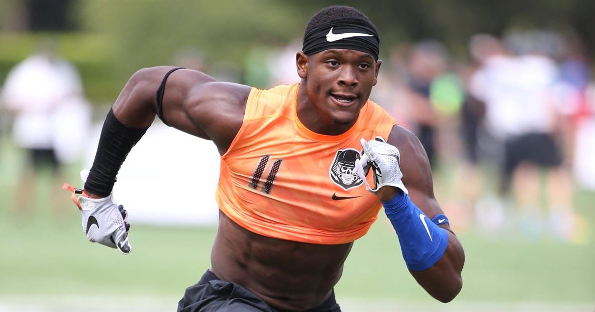 One school on top for 5-star WR Kyle Davis