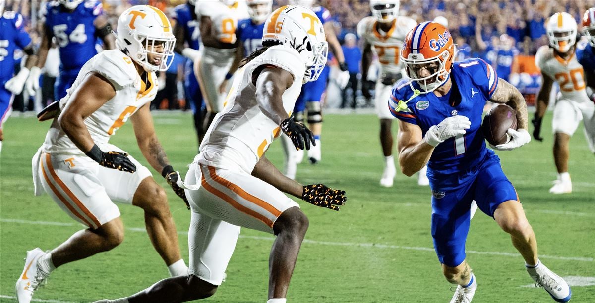 Tim Banks not focusing on lineup changes in secondary after Vols’ loss