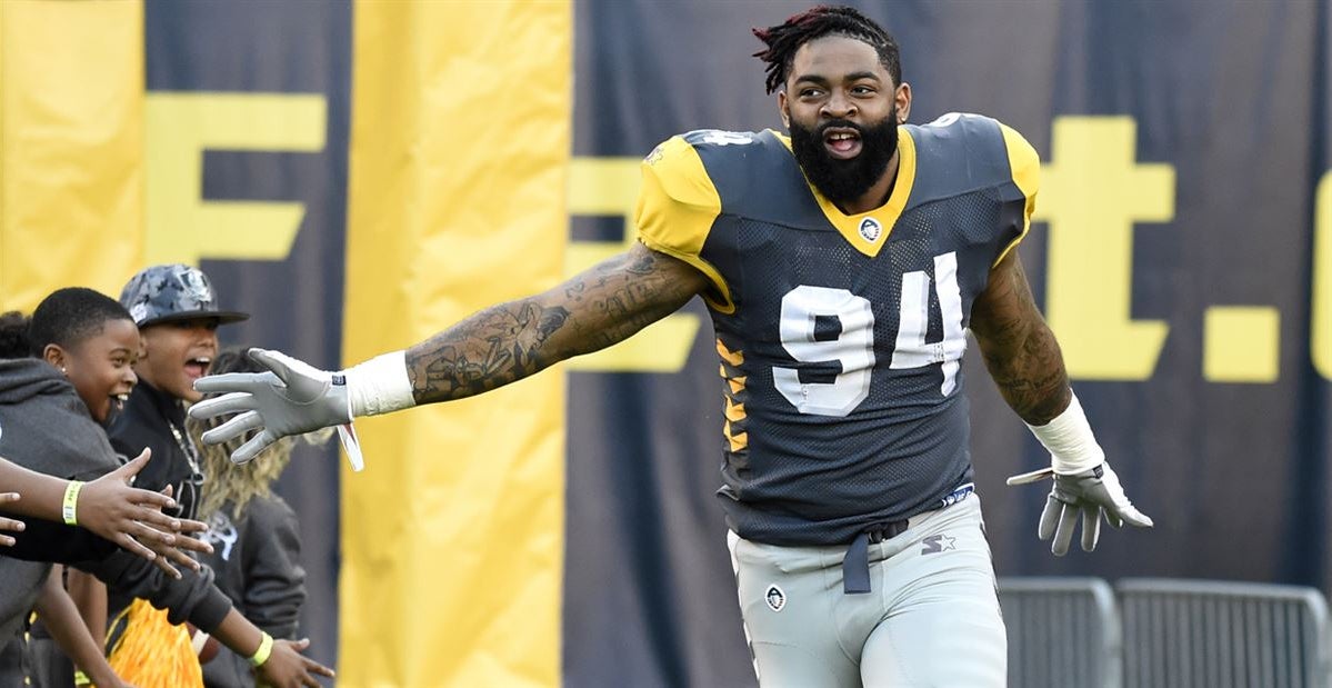 Damontre Moore to return to the NFL after AAF success