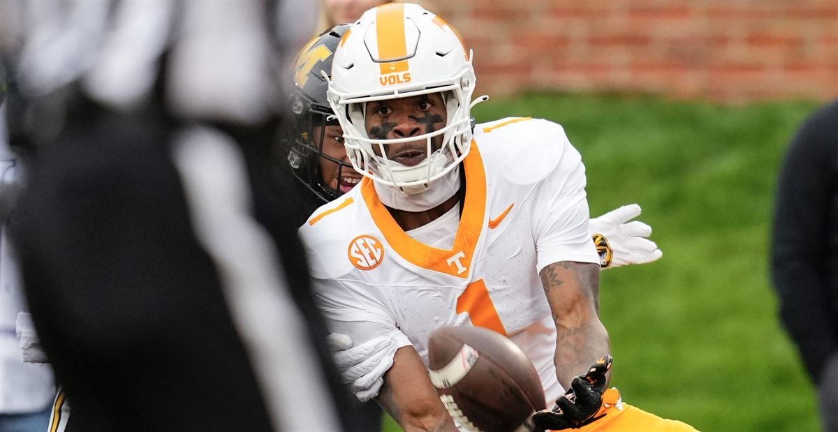 Tennessee receiver Dont'e Thornton Jr. exits Missouri game with injury